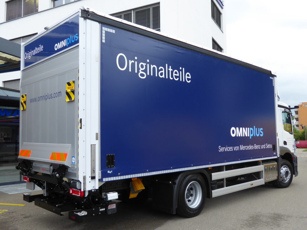 EvoBus mit Open-Box von Walde | Walde Carrosserie AG in Uster
